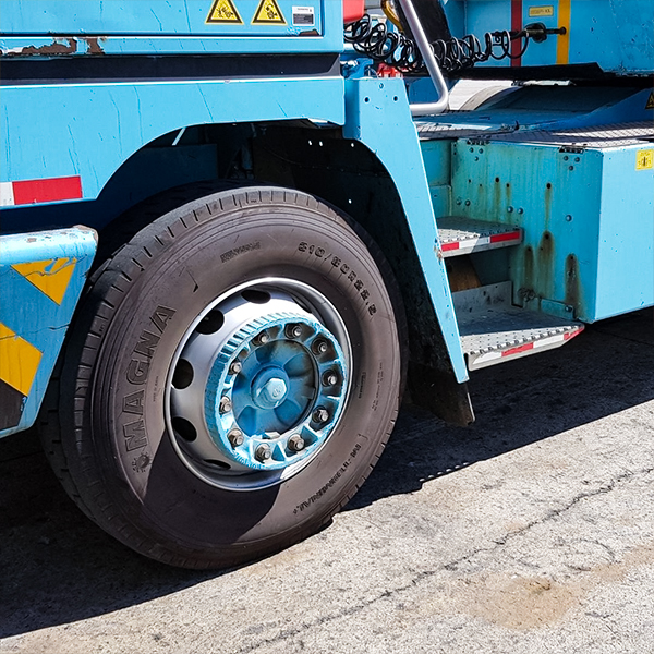 M-TERMINAL+ Tyre for Terminal Tractors and Trailers