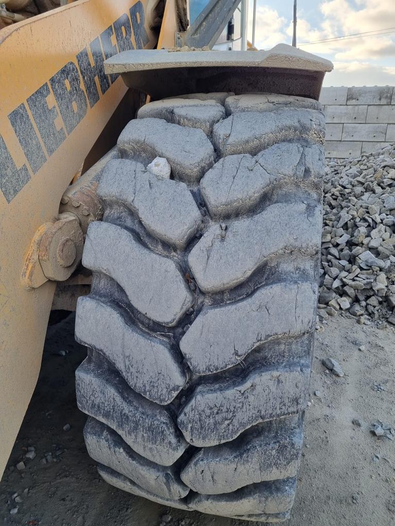Magna MA08 Tyres on Wheel Loader in Poland | Magna Tyres
