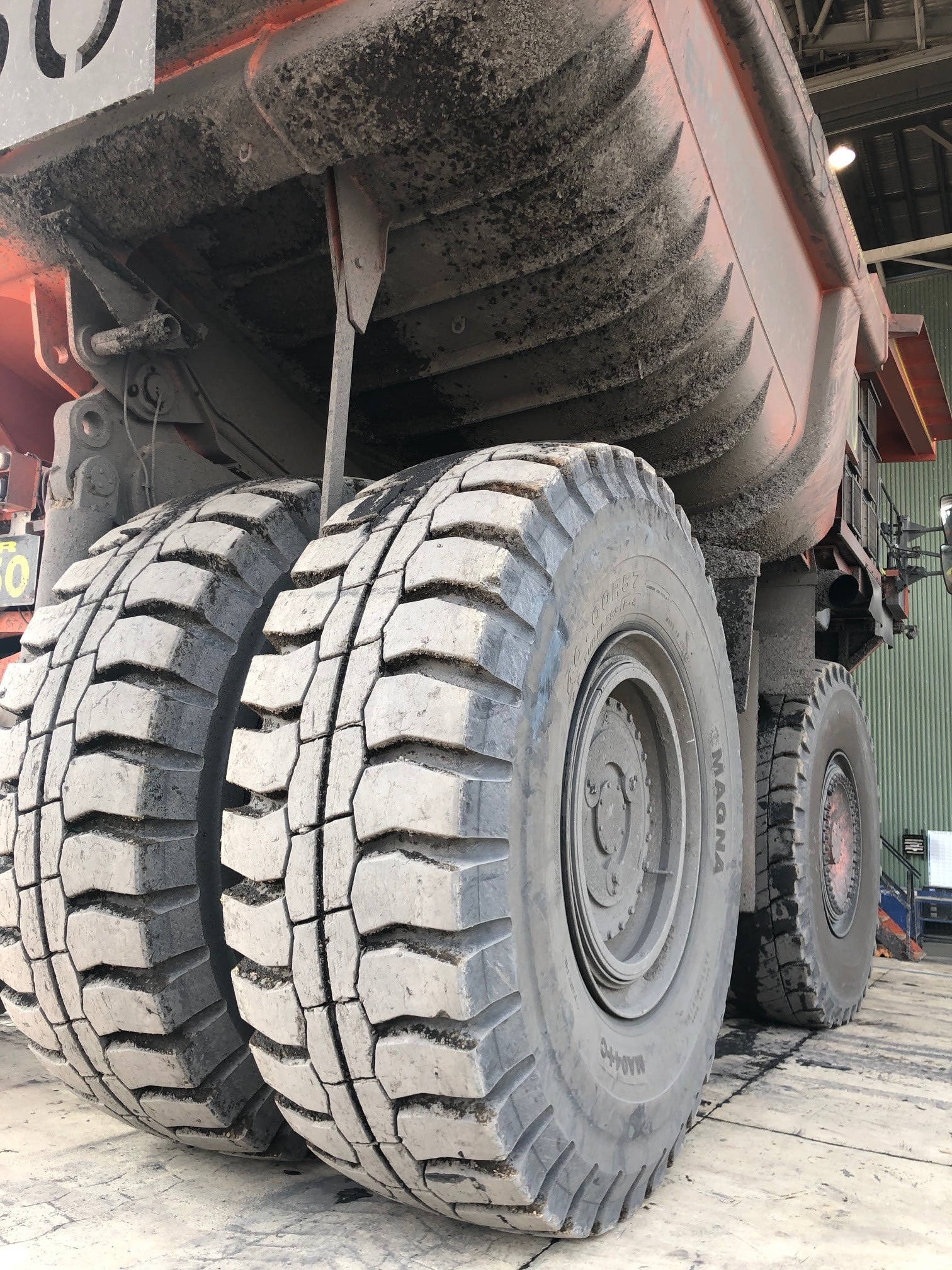 Magna MA04+ GIANT Tyres Running 2357 Hours | Magna Tyres